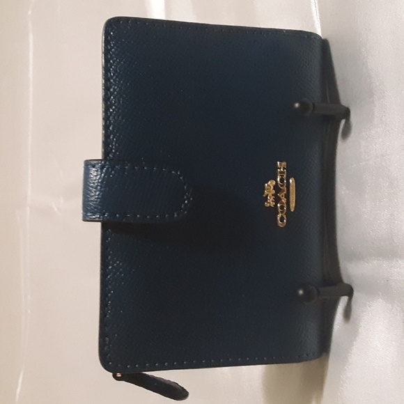 Coach | Bags | Authentic Coach Classic Collection Leather Wallet | Poshmark